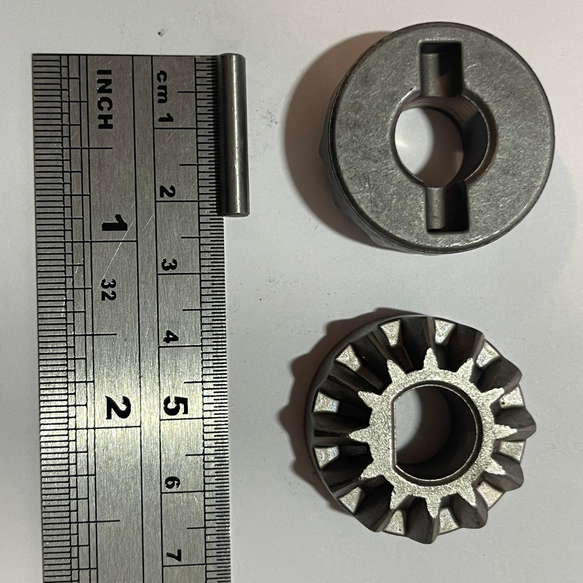 Bevel Gears (2) for ALQR Legs - incl. Roll Pins - MANUTEC – The Caravan ...
